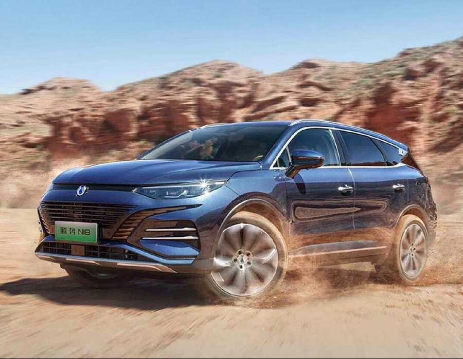 BYD's Denza Brand Unveils New SUV N8 Starting at Approximately $44,600 - 中国における自動車