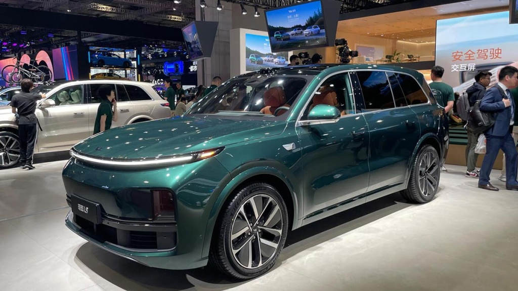 Li Auto Unveils Advances in Li Mega, Supercharging, and ADAS at Chengdu ...
