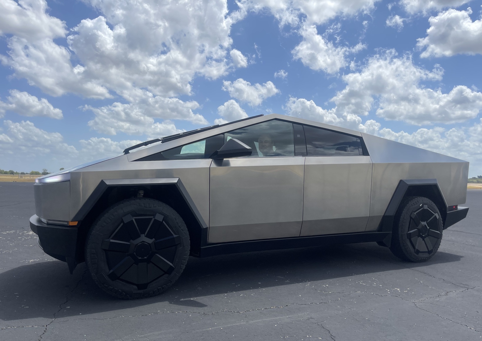 Tesla's Commitment to Precision: Musk's Vision for Cybertruck ...