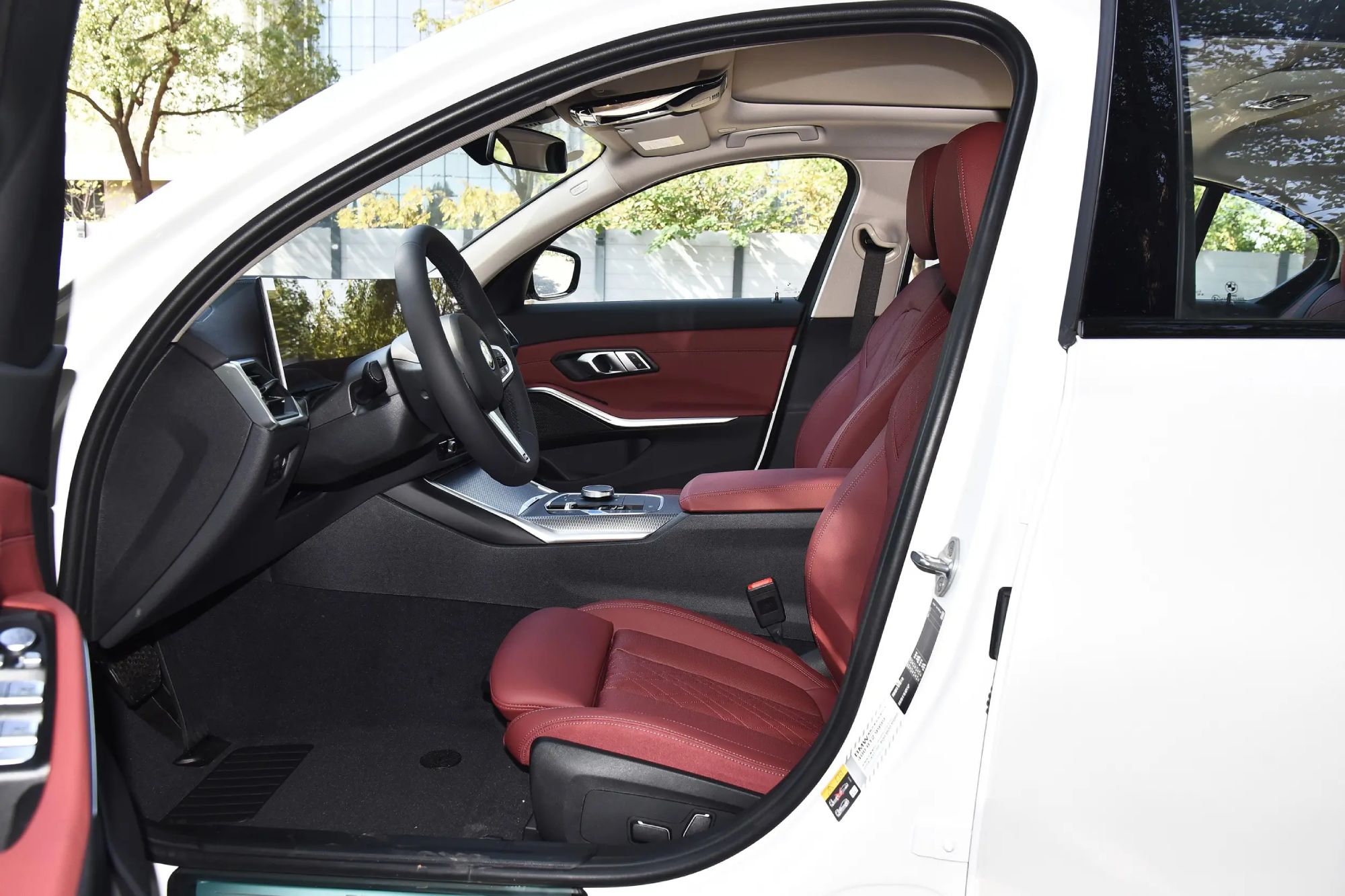 2024 BMW i3 Facelift eDrive 40 L Night Package 592KM - Auto in China