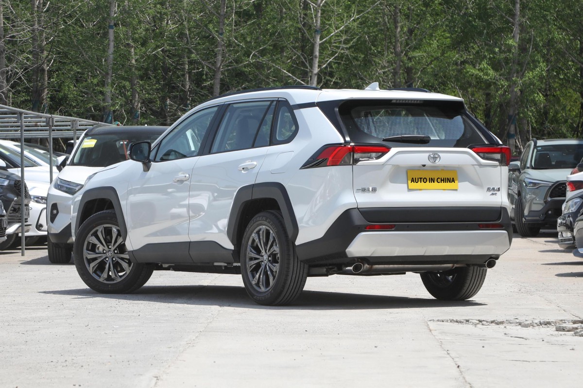 2024 Toyota RAV4 2.0L CVT 4WD Flagship Edition - Auto in China