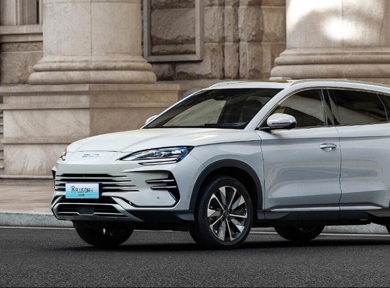 Luxeed R7 SUV: A Revolutionary High-Tech Coupe SUV Launched by Huawei ...