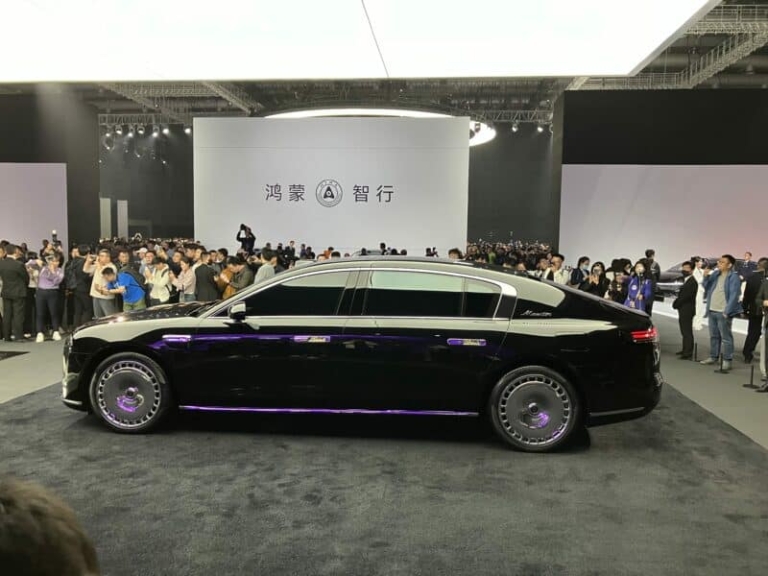 Huawei Maextro S800: Luxury Sedan with L3 Self-Driving and Cutting-Edge Features - Auto in China
