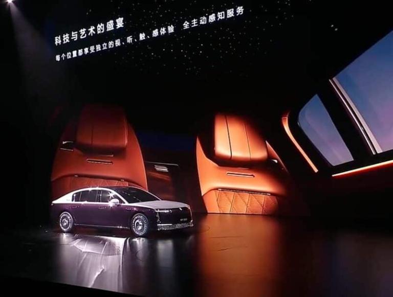 Huawei Maextro S800: Luxury Sedan with L3 Self-Driving and Cutting-Edge ...