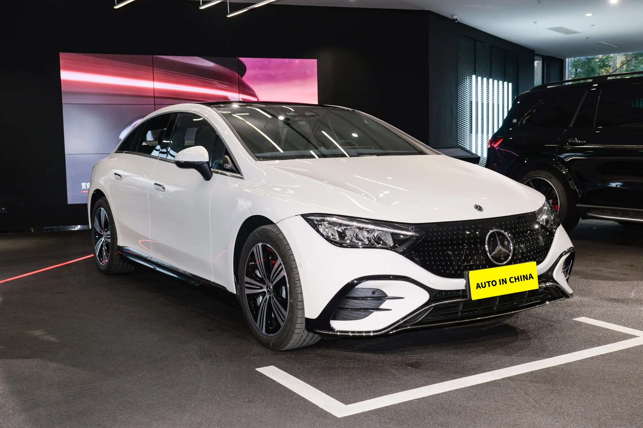 2025 Mercedes-Benz EQE 500 4MATIC Pioneer Luxury Ultimate Edition China Car Dealer - Auto in China