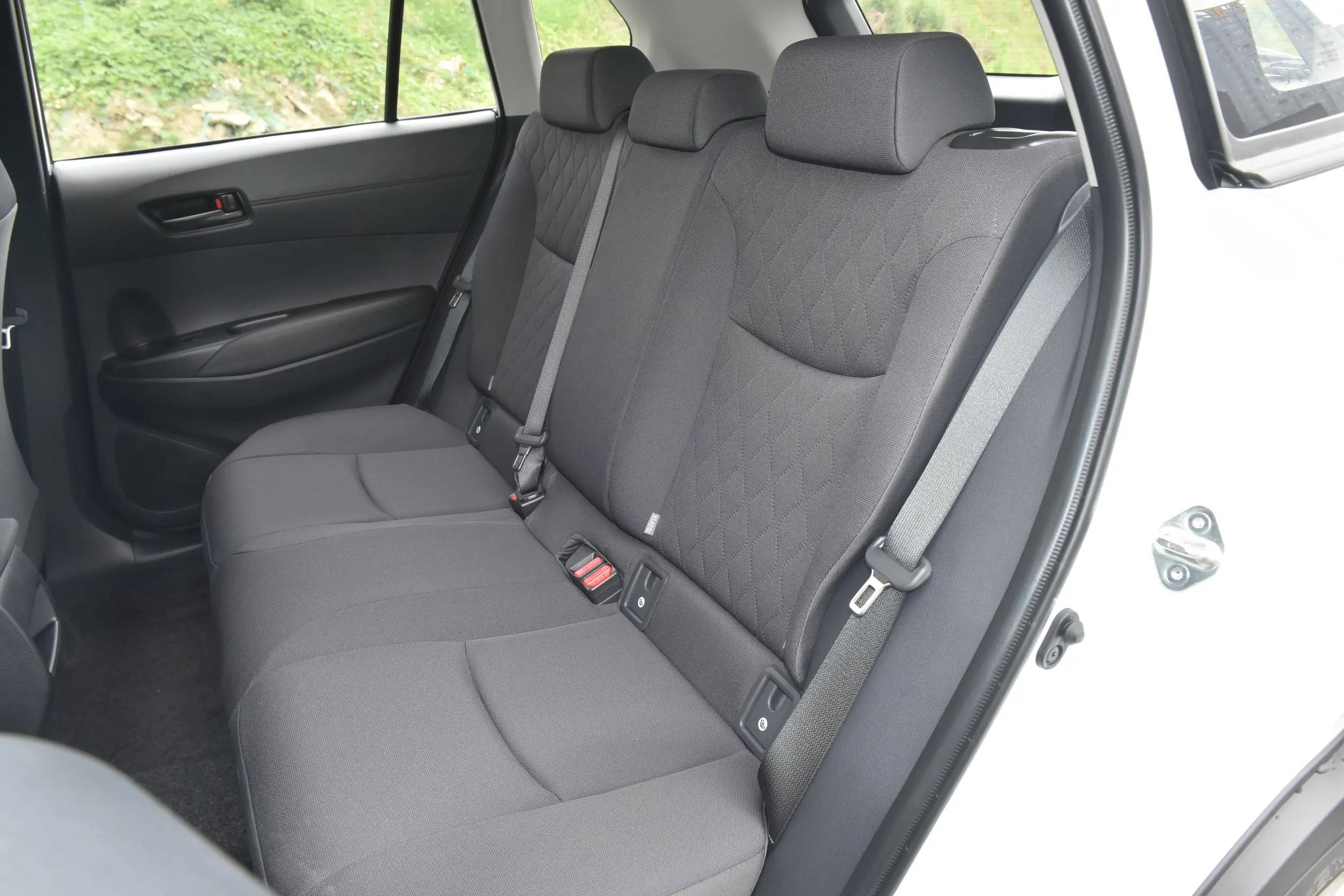 2024 Toyota Corolla Cross 2.0L 152HP L4 Hybrid China Car Exporter ...