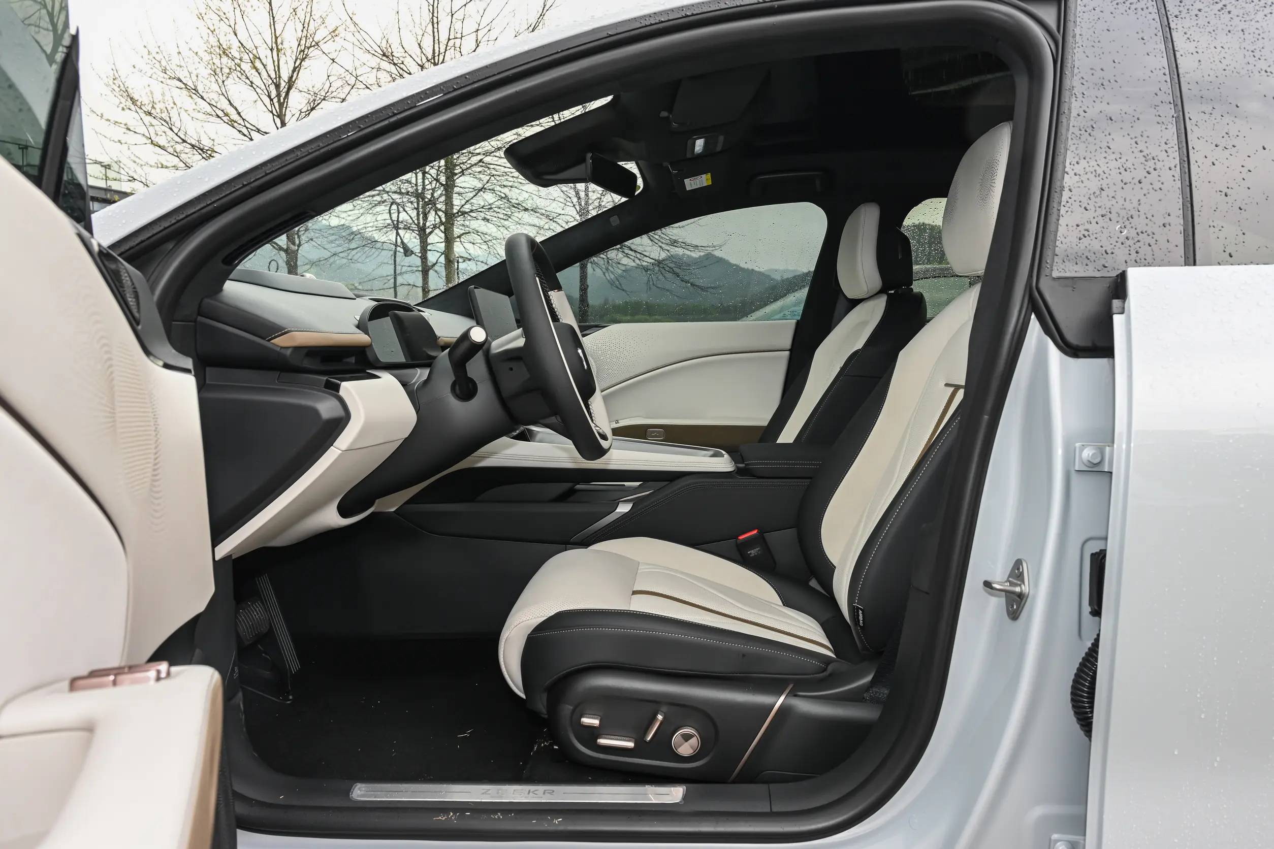 2025 ZEEKR 007 GT Auto Exporter in China | Auto in China - Auto in China